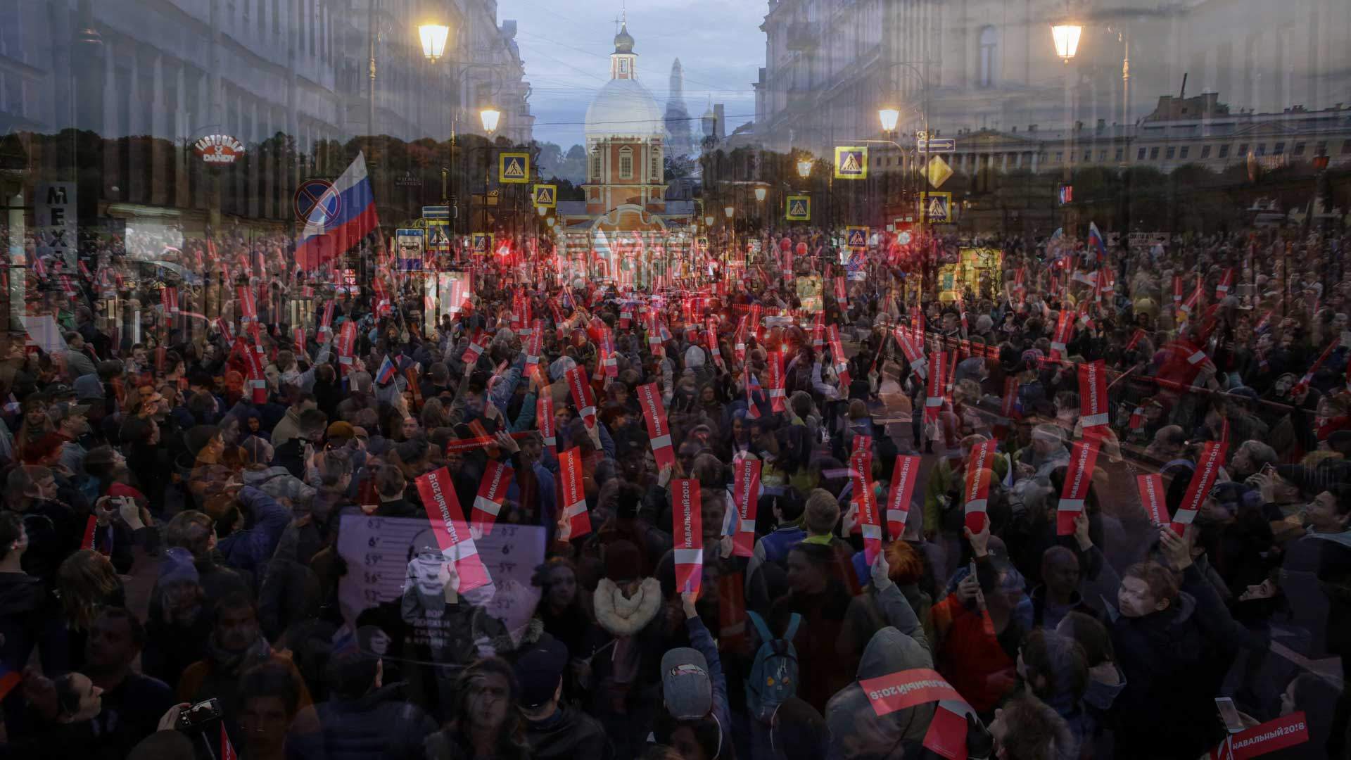 In the shadow of Red October - BBC News