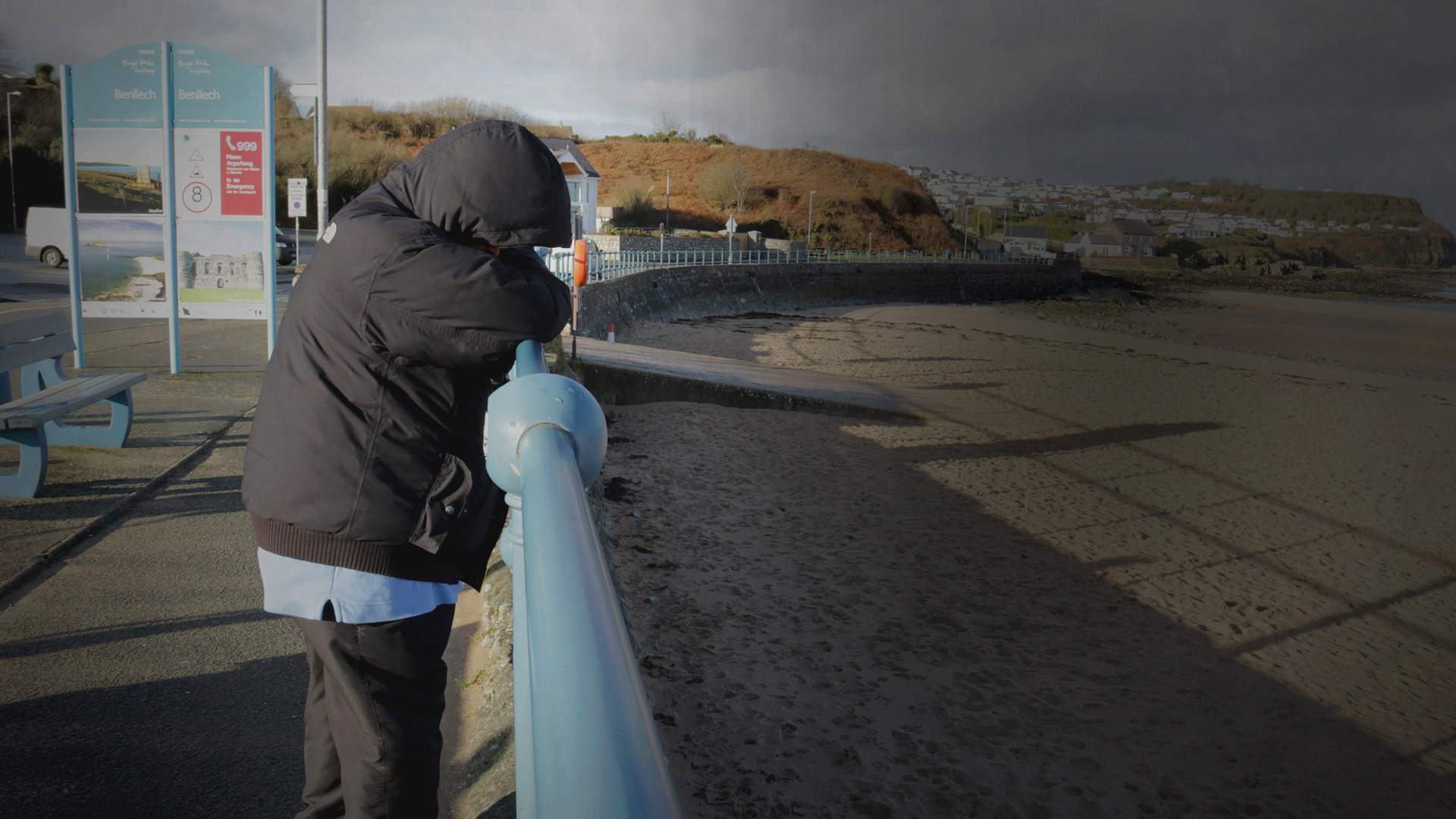 Homeless by the sea - BBC News