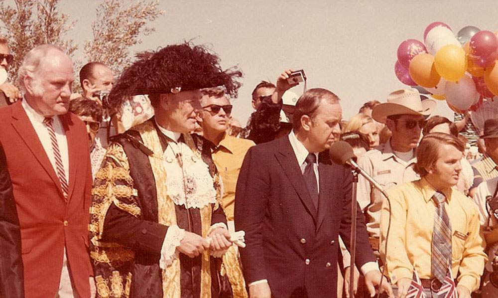 The bridge that crossed an ocean - BBC News