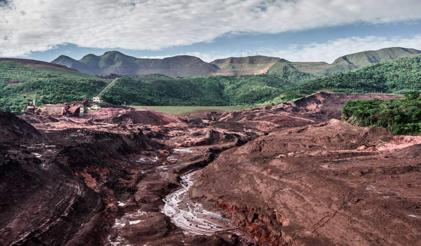 Brazil’s dam disaster - BBC News