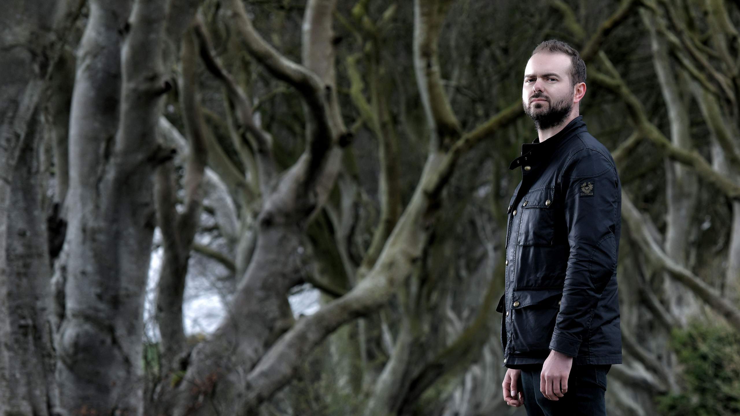 Beyond the Throne - BBC News